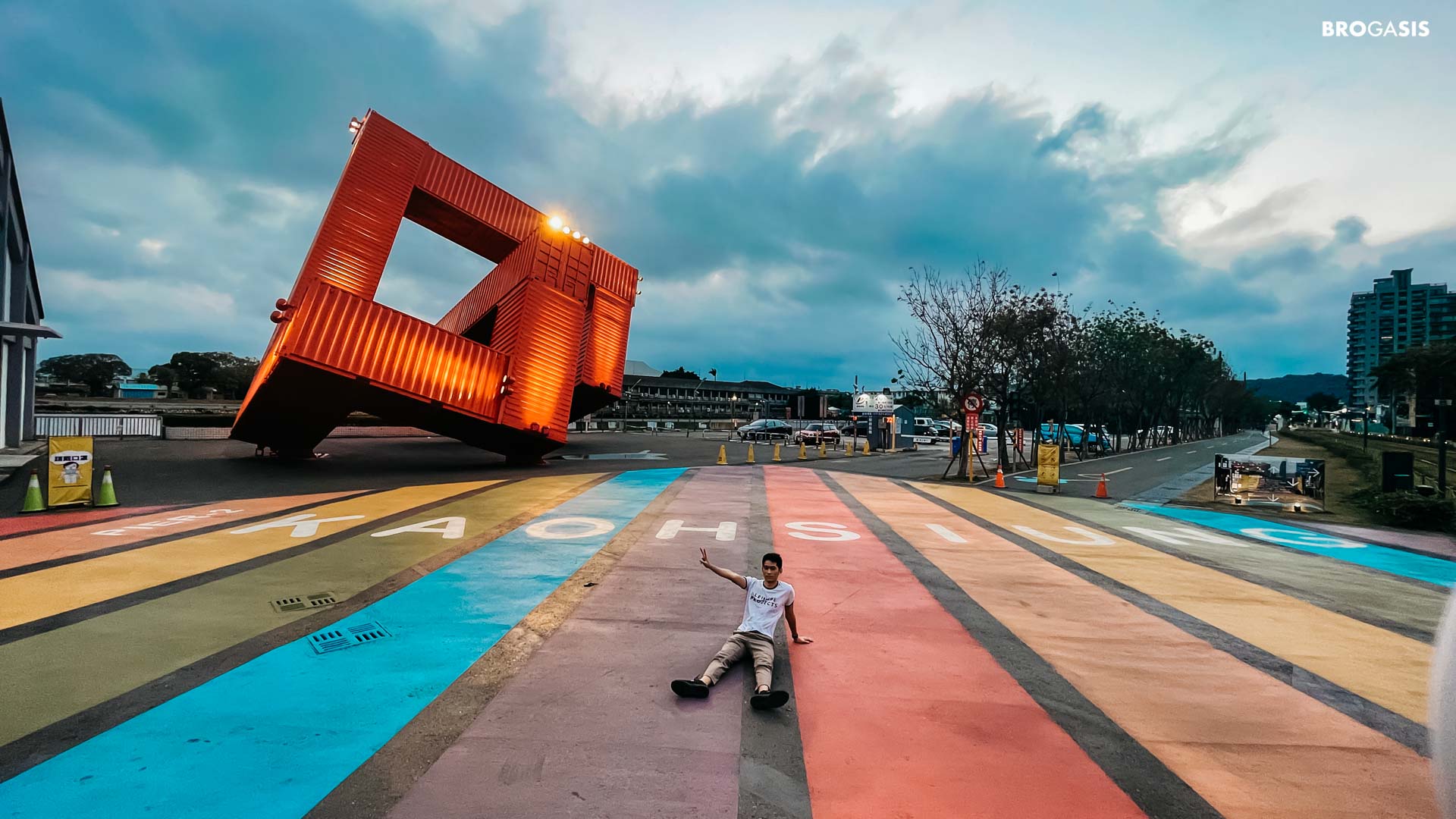 เดินเล่น Pier 2 แหล่งรวมงาน Art แห่ง เกาสง ไต้หวัน | Kaohsiung Taiwan ...